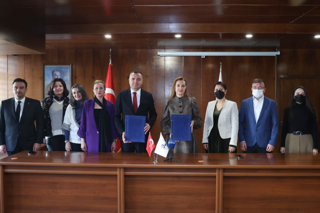 DEÜ VE KEMALPAŞA KAYMAKAMLIĞINDAN ÖRNEK İŞ BİRLİĞİ – MEDYA